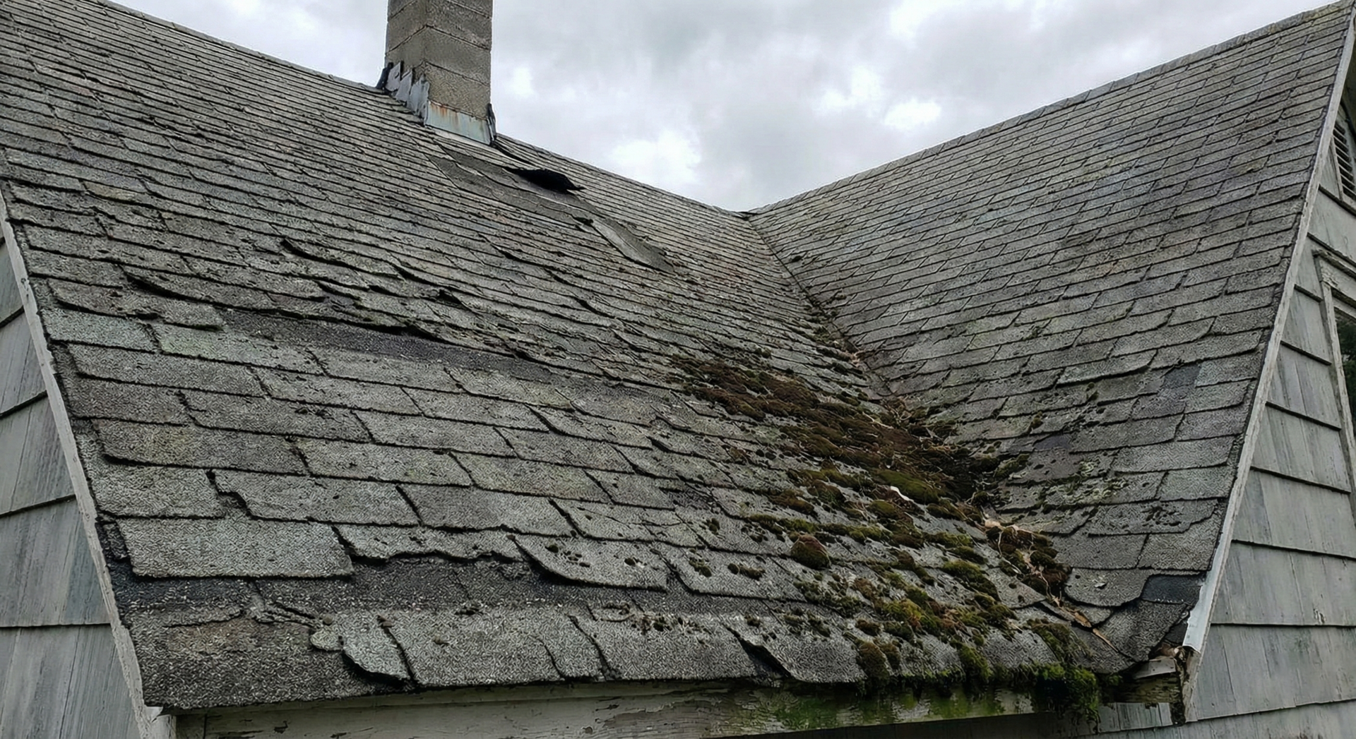 9 Signs your Roof is Reaching the End of its Lifespan | Elite Roof and ...